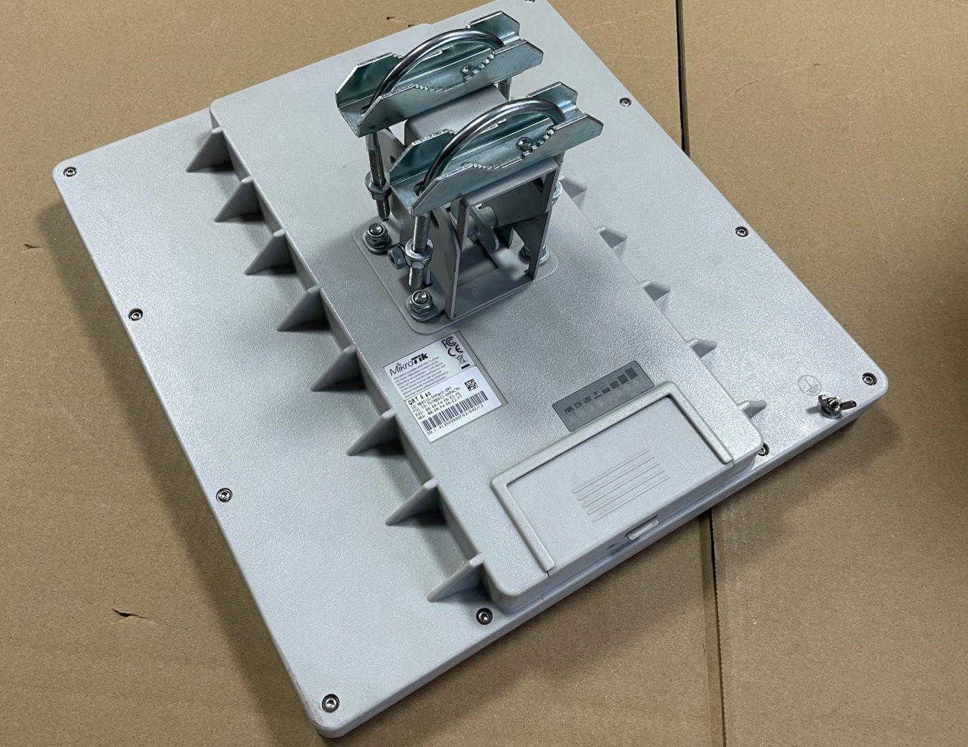 MikroTik RB911G-5HPacD-QRT, QRT 5 ac - Bazar | Discomp