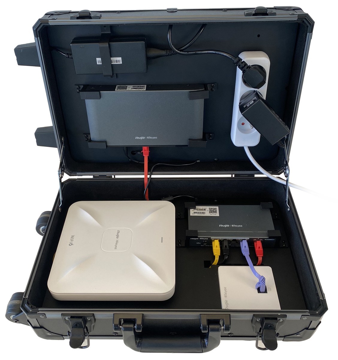 Reyee/Ruijie test suitcase for rent | Discomp