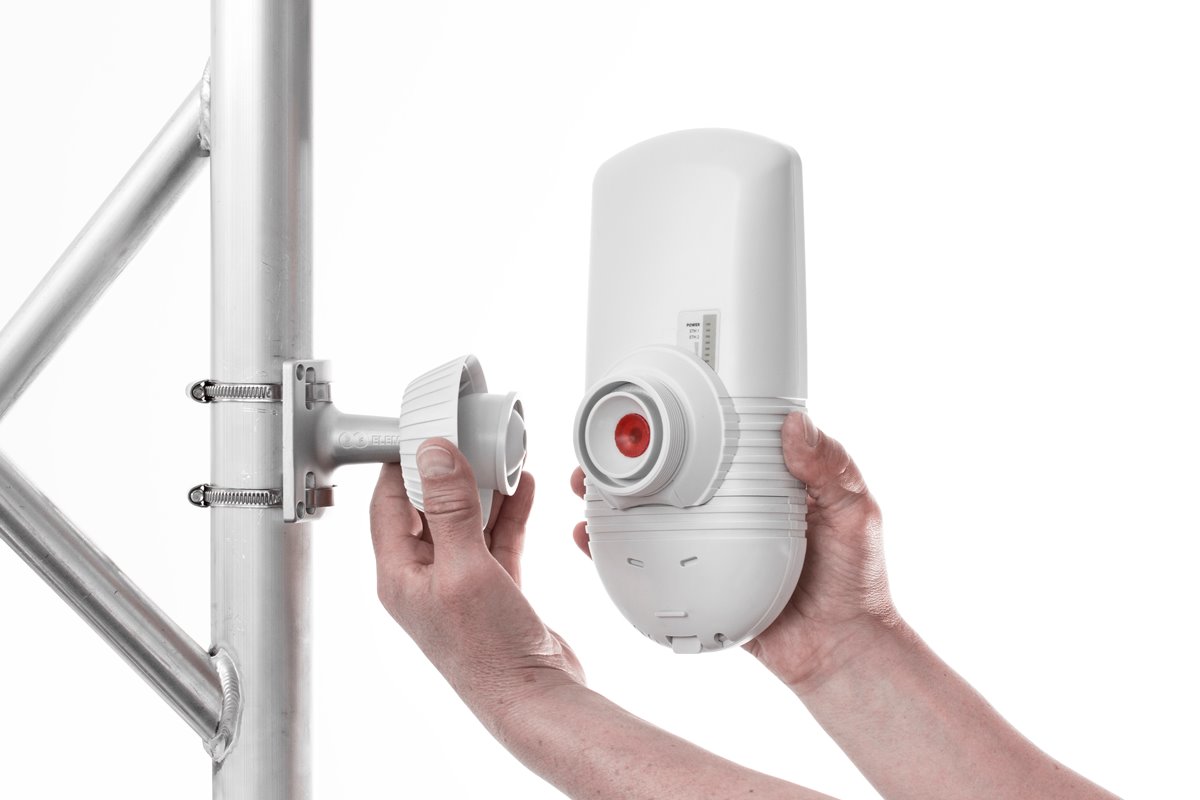 RF elements NanoBracket® for ePMP™ | Discomp - networking solutions